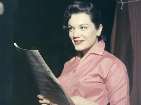 Connie Francis farewelled: the voice of generations forever | My Tributes